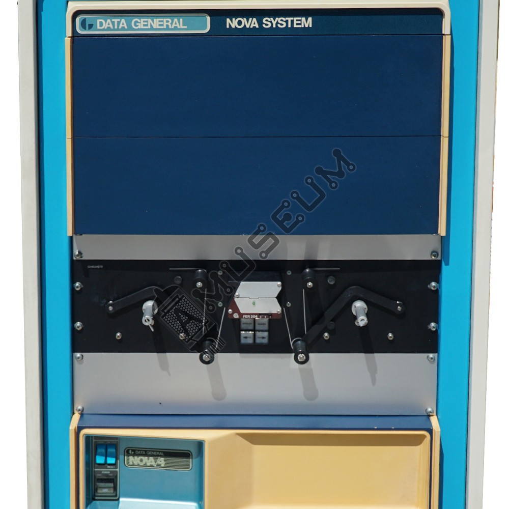 Публикации - Data General Nova/4 открит в България - A.Museum